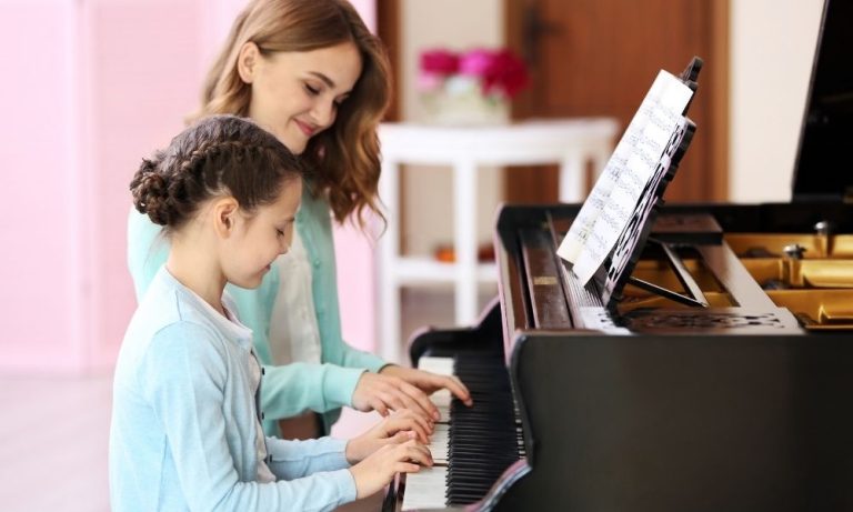 Piano Classes for Beginners: What to Expect and How to Get Started ...